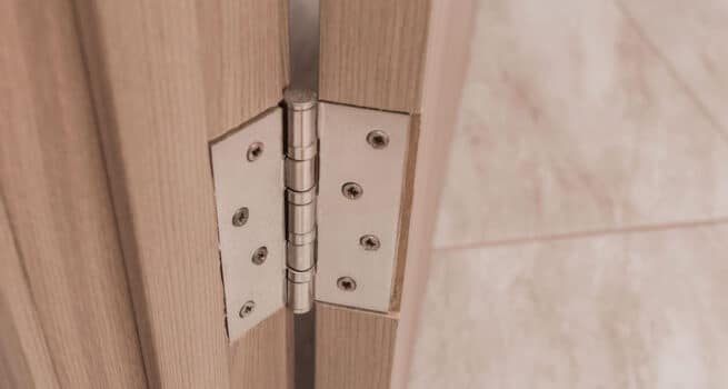 How to Lubricate a Door Hinge for Best Results | Homebuilders Hardware
